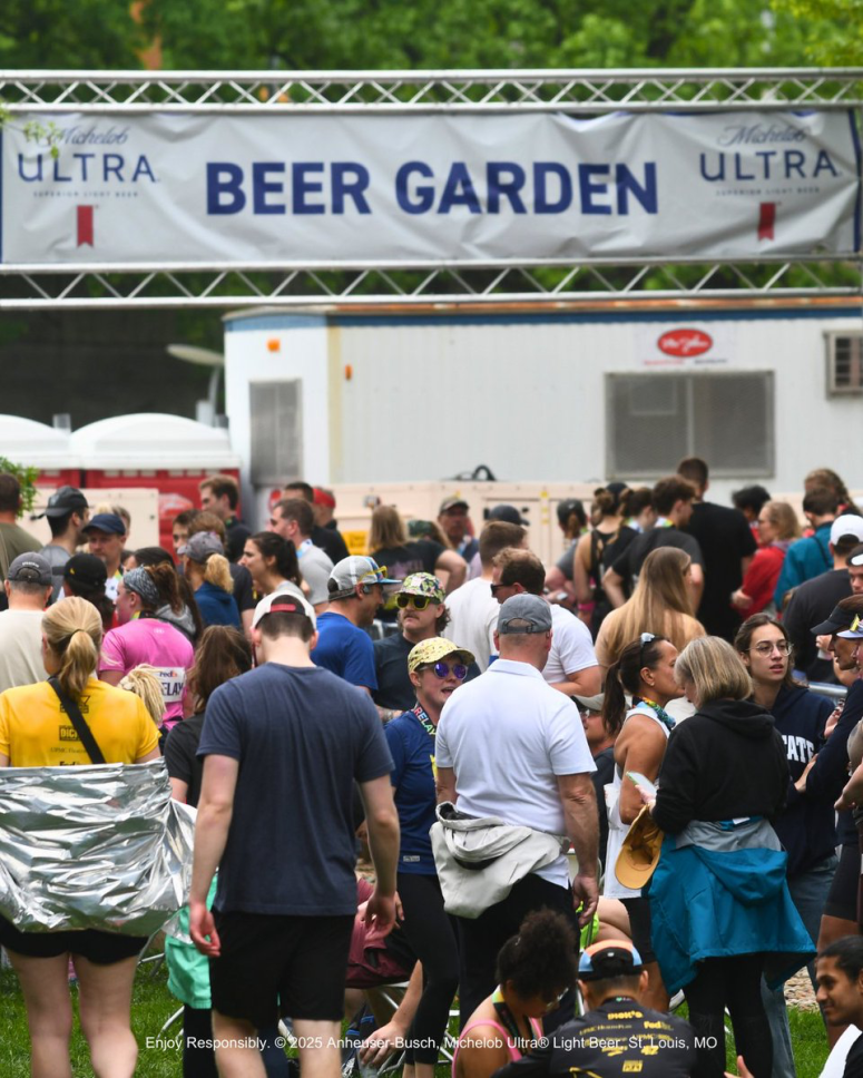 The Running–Beer Paradox: A Tradition Under Pressure?